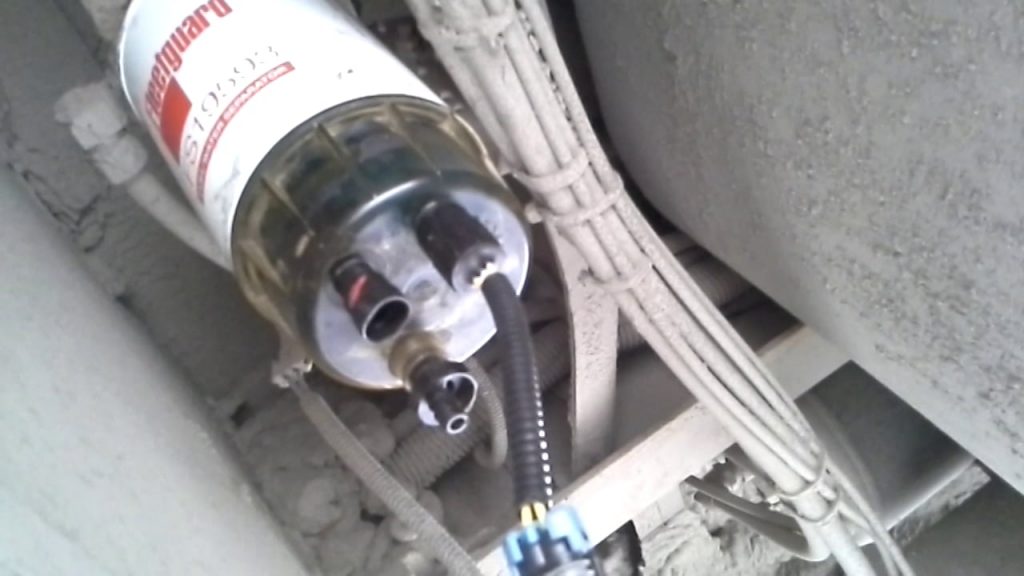The Diesel Engine Water Fuel Separator | Mechanics Hub