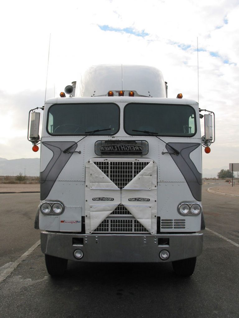 Easy Way to Slide the Tandem Axles on a Semi Truck | Mechanics Hub