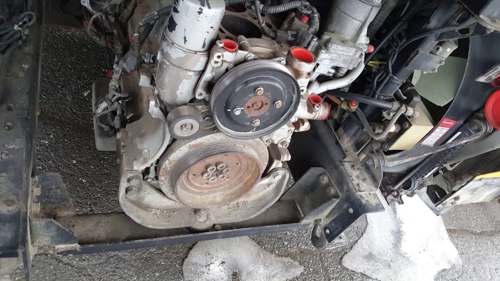 Mercedes MBE 900 Diesel Engine Replacement | Mechanics Hub