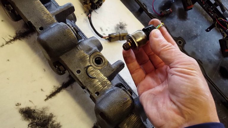 MaxxForce DT Fuel Injection Code Repair | Mechanics Hub