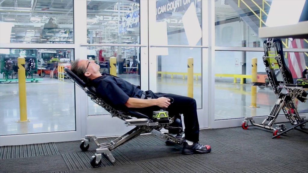 The Human Hoist Power Shop Chair for Mechanics | Mechanics Hub